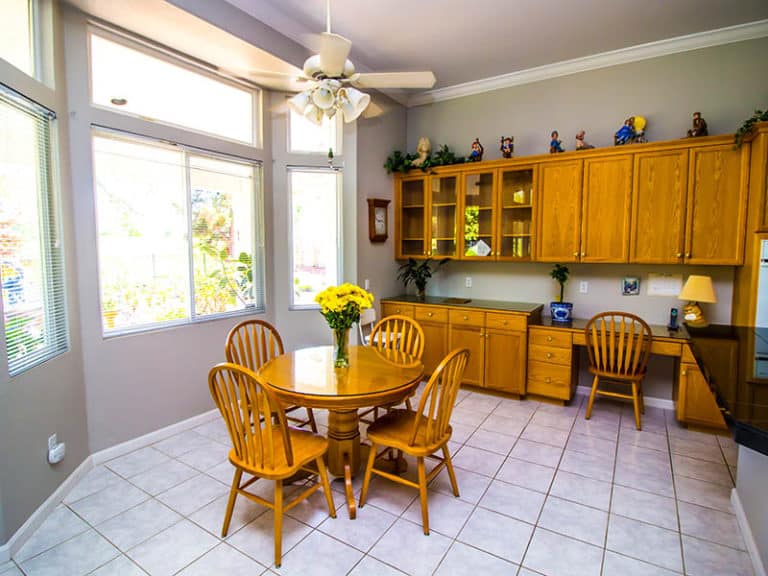 24+ Top-Tier Kitchen Bay Window Ideas You Should Never Miss