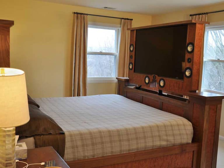 25 Amazing TV In Bedroom Ideas For A Modern Style