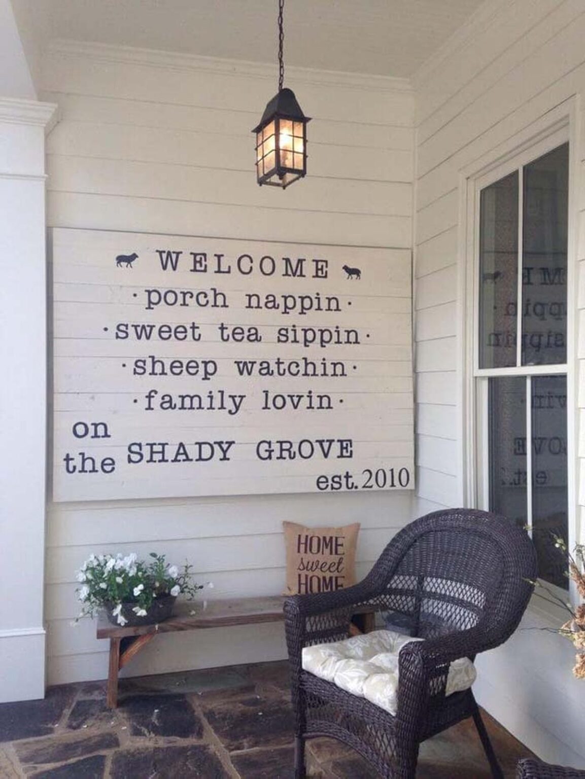 28 Creative DIY Front Porch Sign Ideas for Every Season