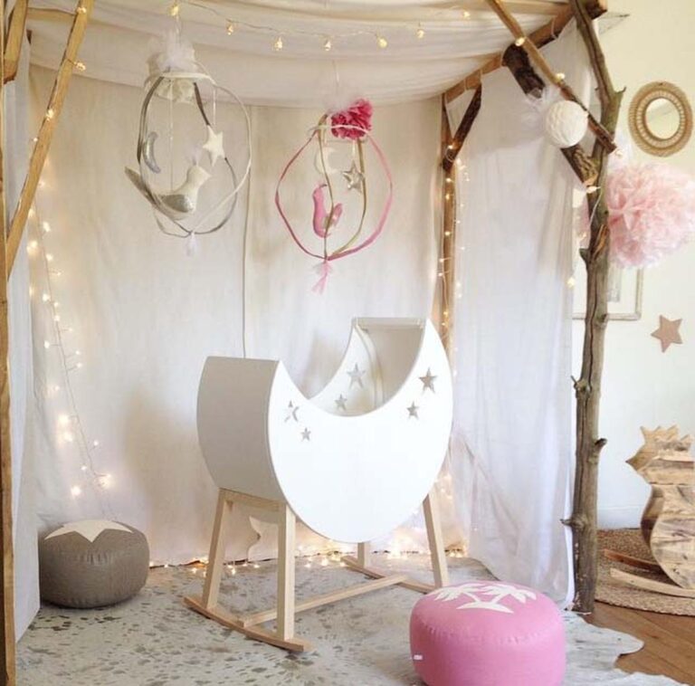 12 DIY Ideas for Cute Moon Shaped Baby Cribs
