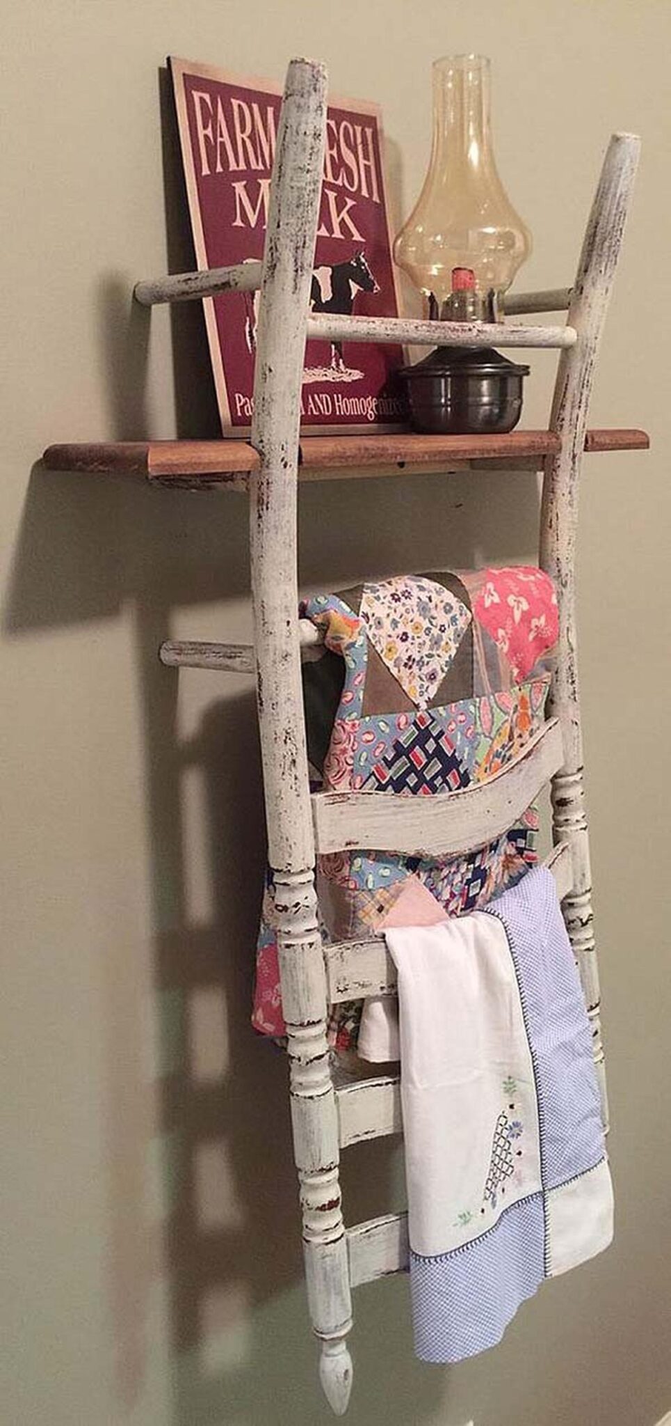 23 Innovative Uses for Old Chairs in Your Decor