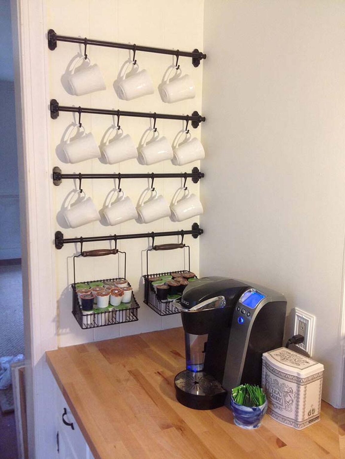 49 Coffee Mug Storage Ideas to Keep Your Kitchen Tidy