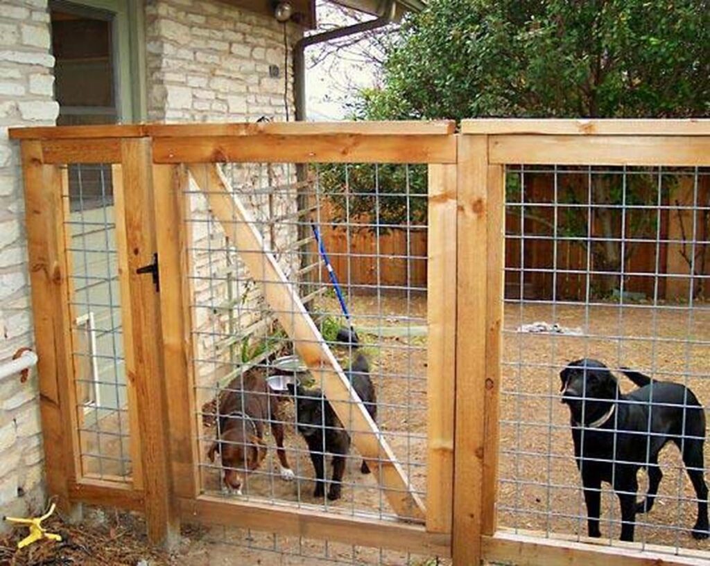 32 Inexpensive Dog Fence Ideas for Your Yard