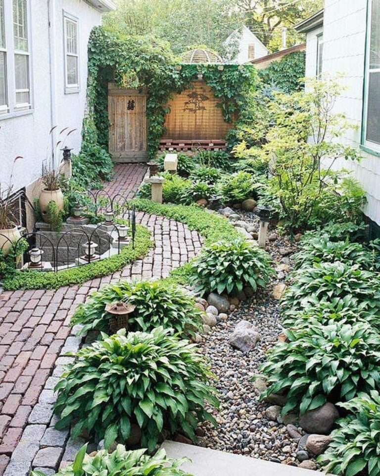 18 Best Mini Backyard Ideas for a Makeover