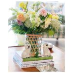 28 Spring Floral Arrangements to Brighten Your Home