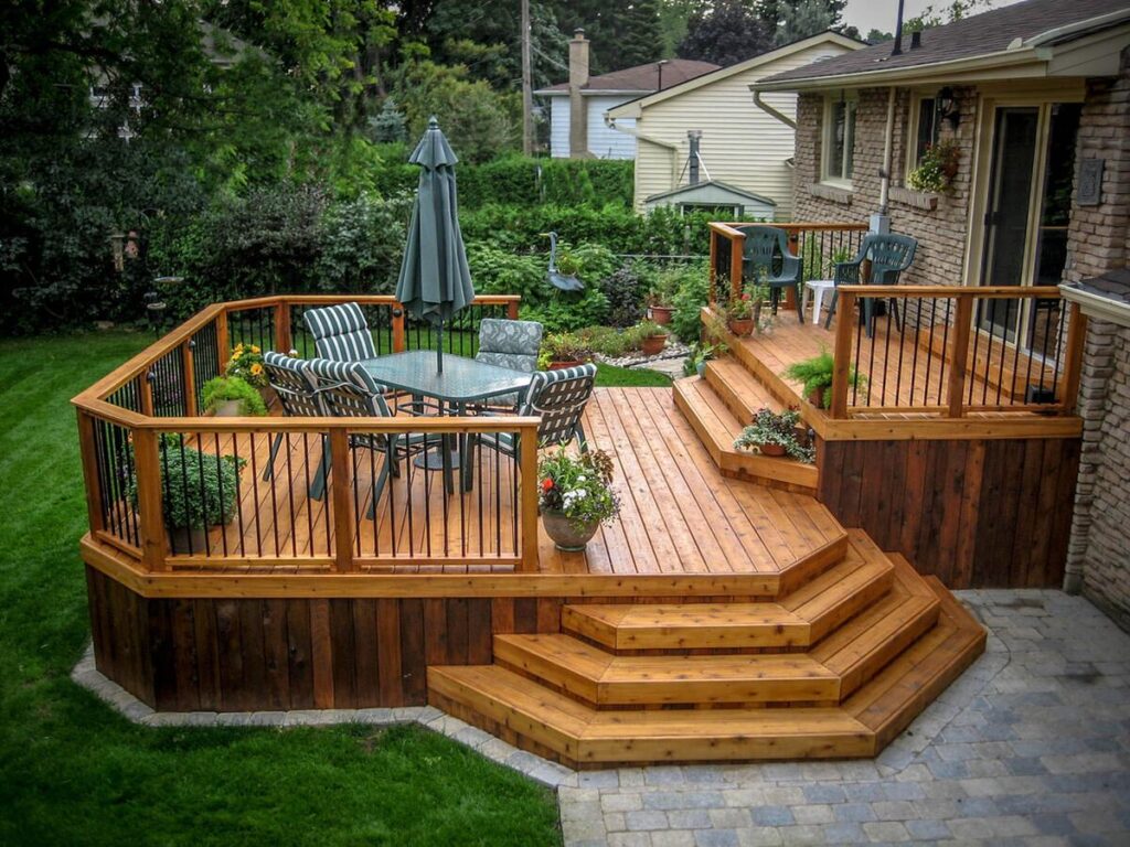 13 Modern Two-Level Deck Designs to Inspire