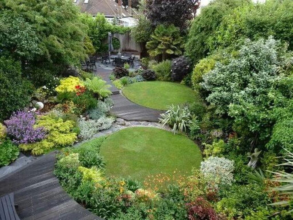 20 Best Round Garden Ideas for a Serene Outdoor Space