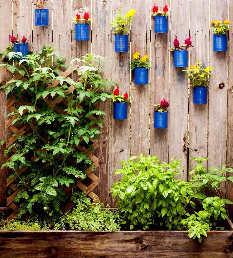 27 Top Fence Planters for a Charming Garden
