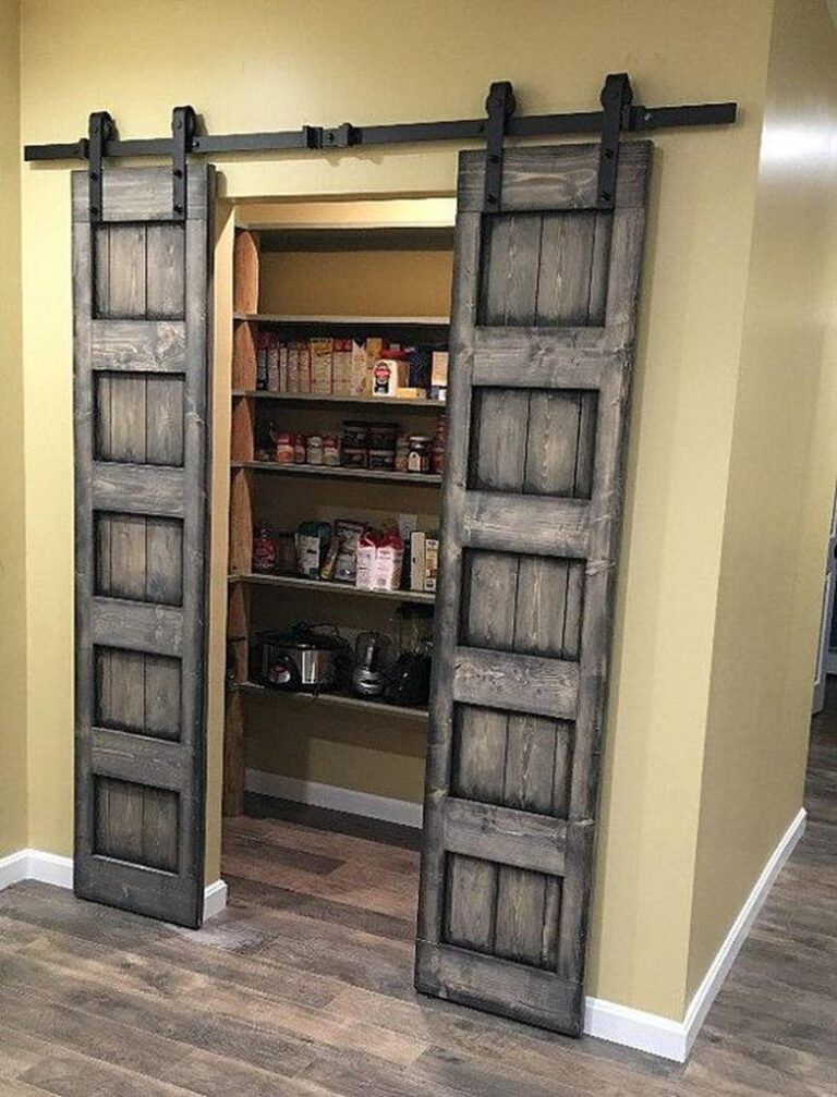 10 Best Rustic Closet Doors to Add Style to Your Space