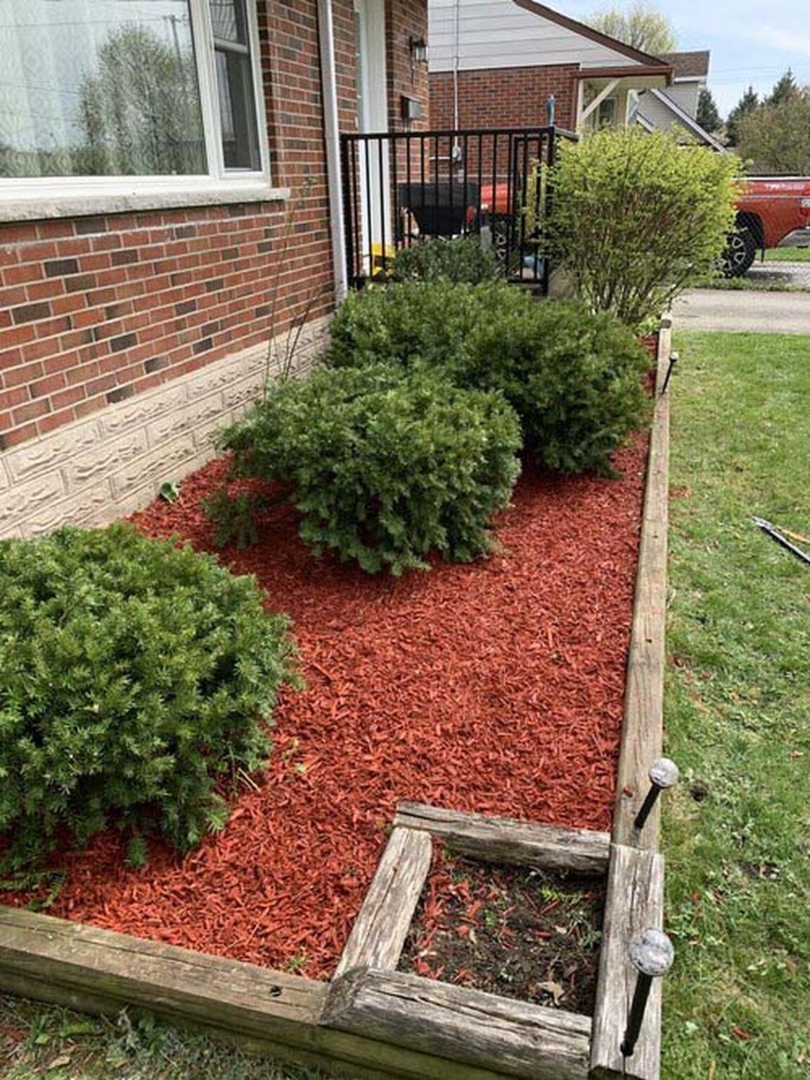 24 Creative Red Mulch Ideas to Elevate Your Garden’s Color and Texture
