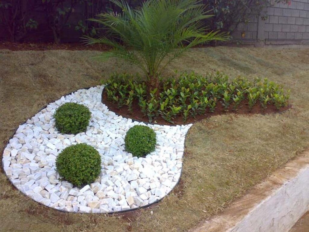43 Creative Ways to Use River Rocks in Landscaping