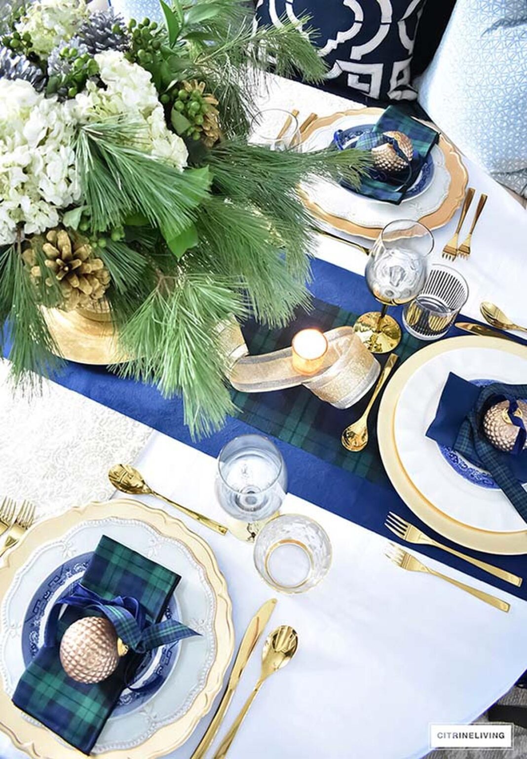 16 Navy & Gold Christmas Decors for Elegant Holidays