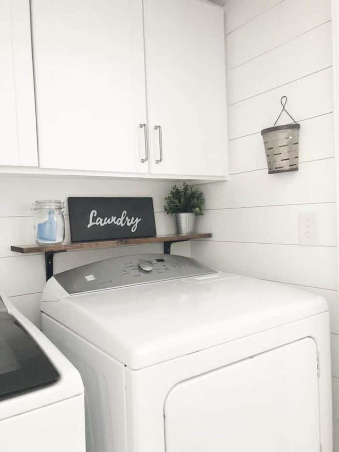 49 Best Vintage Laundry Room Ideas for a Charming Space