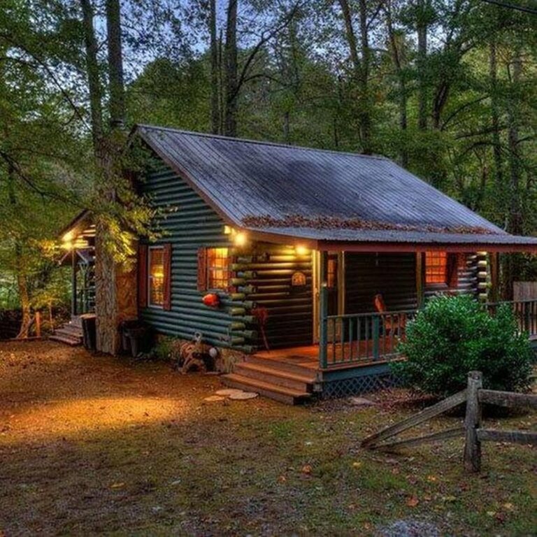 25 Charming Tiny Cabins Perfect for a Quiet Retreat