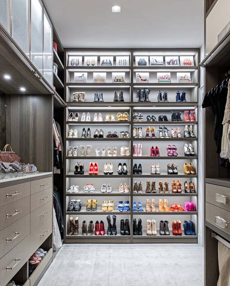 35 Top Walk-In Closet Ideas to Maximize Space