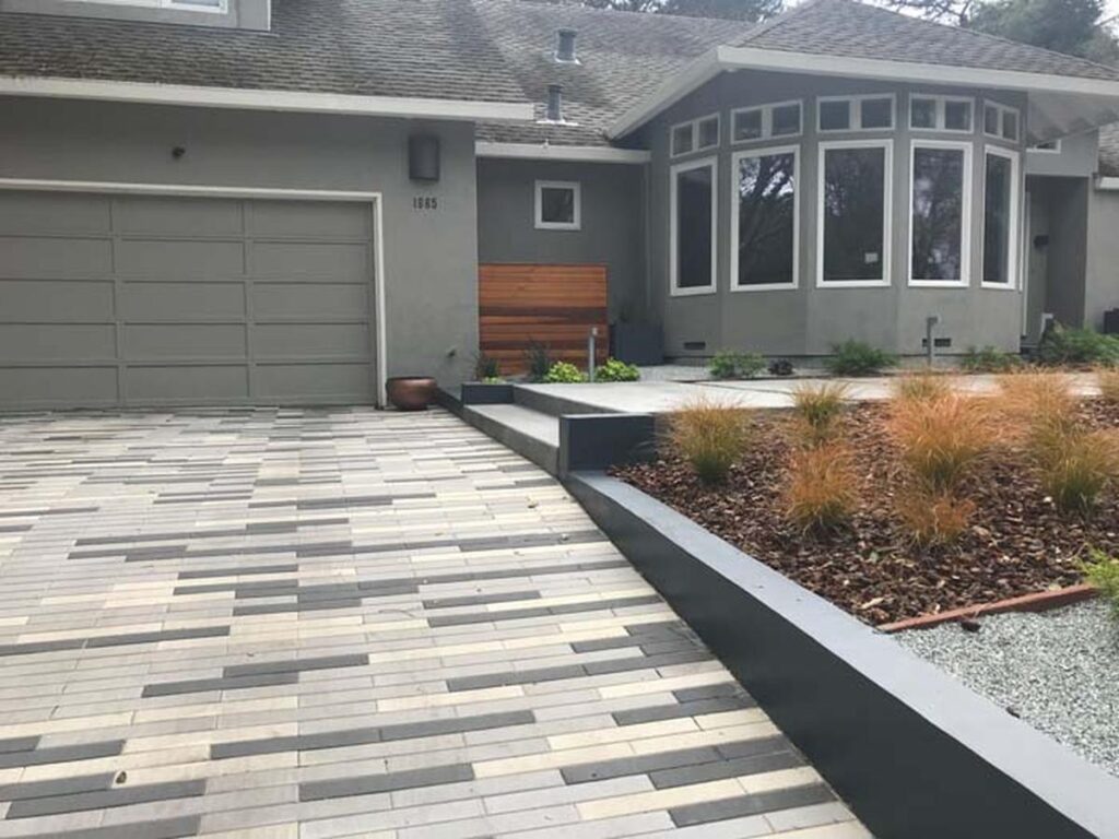 22 Affordable Driveway Edging Ideas You Must See