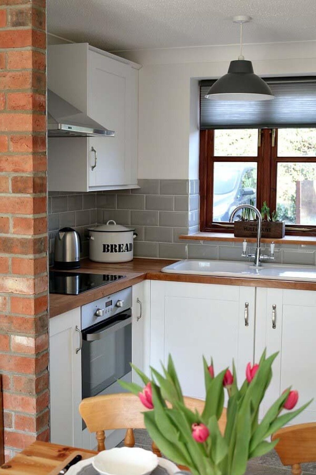 30 Stylish Small Kitchen Ideas for Design and Decor