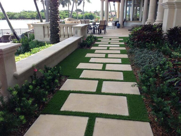22 Stunning Artificial Grass and Paving Designs