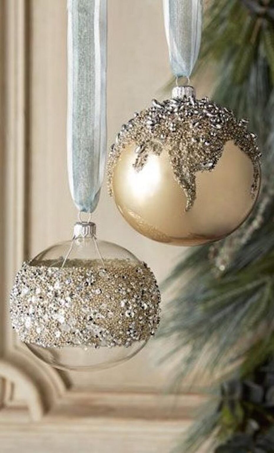 27 Top Silver & Gold Christmas Decor Ideas