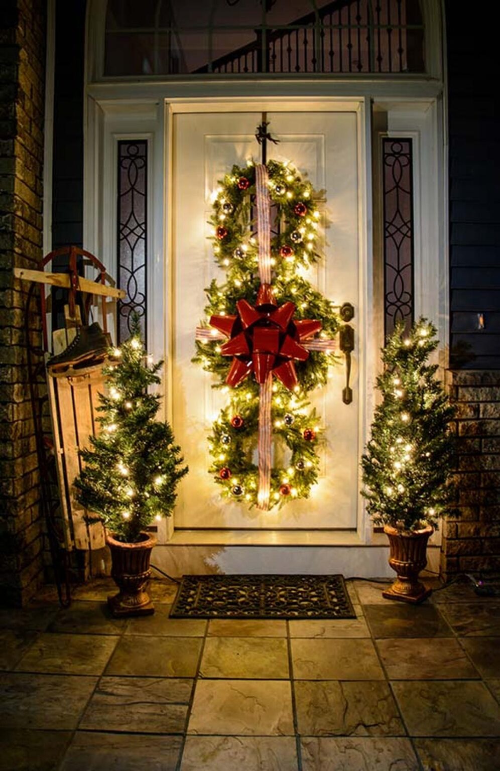 56 Inspiring Porch Christmas Decorations