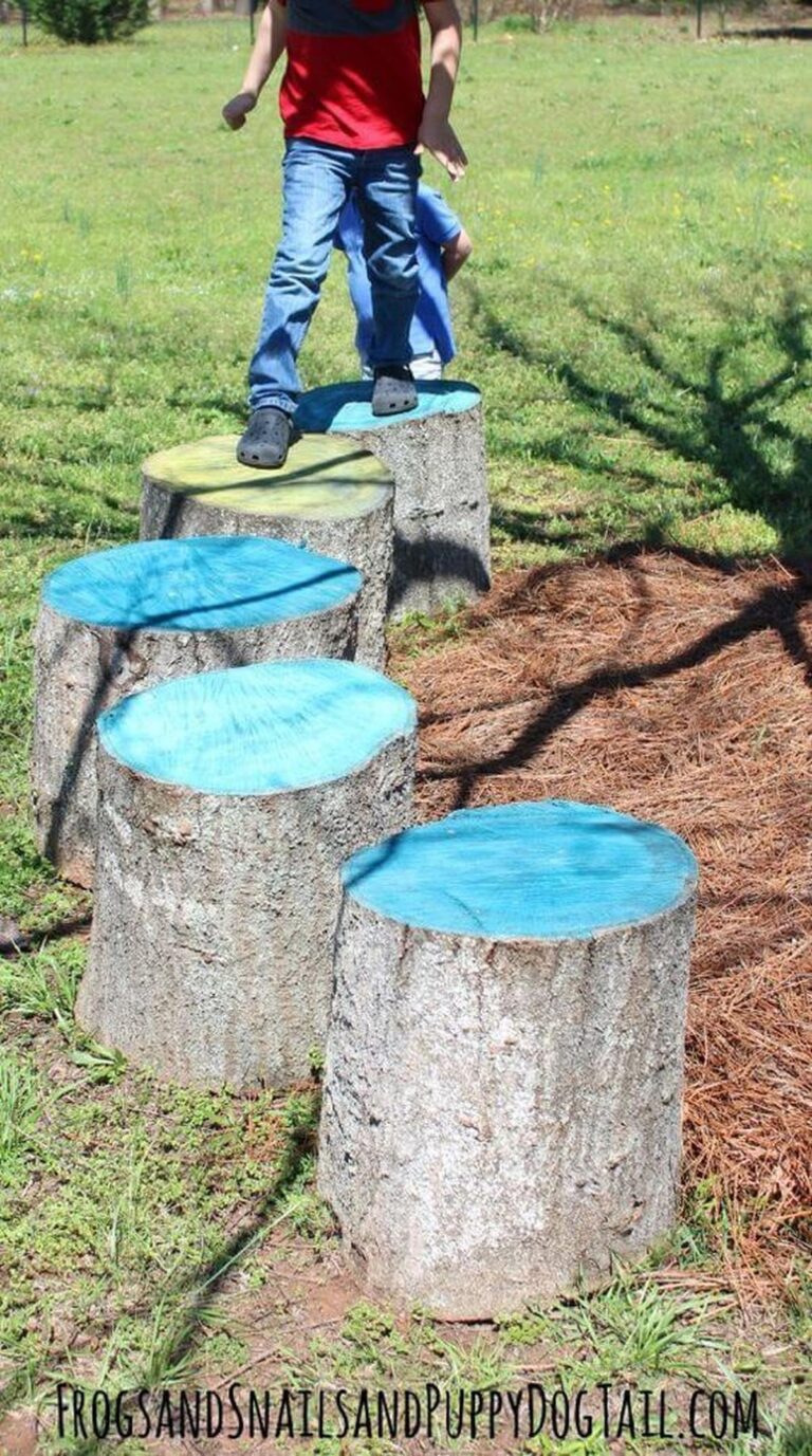 26 Fun DIY Wood Log Projects for Your Garden