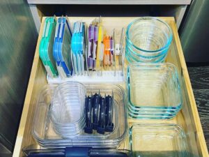 18 Clever Ways to Organize Your Tupperware and Maximize Space