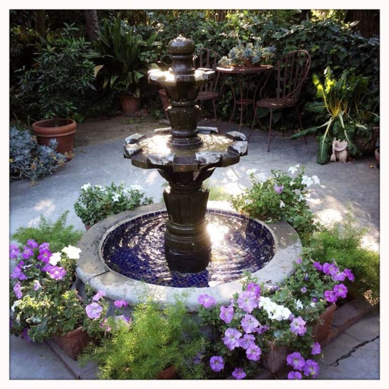 25 Stylish Water Fountain Landscaping Ideas to Inspire