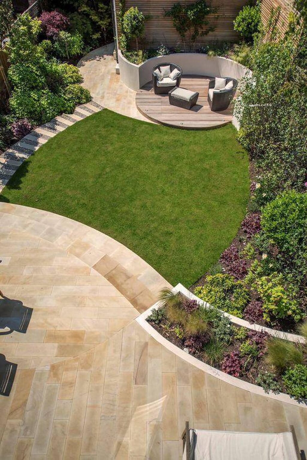 20 Best Round Garden Ideas for a Serene Outdoor Space
