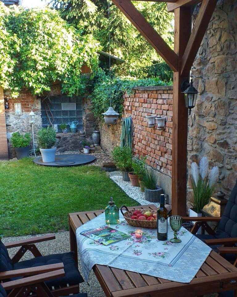 18 Best Mini Backyard Ideas for a Makeover