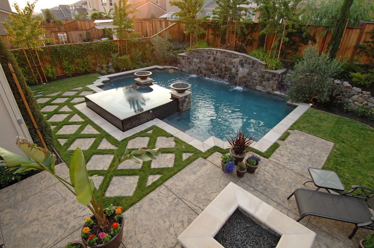12 Smart Pool Designs for Small Yards