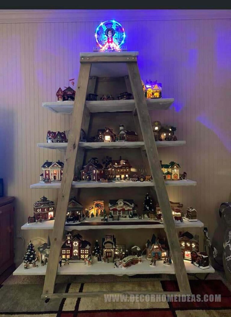 28 Innovative Christmas Ladder Tree Designs to Try