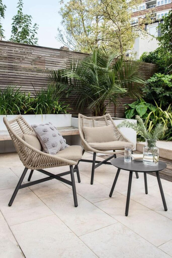 25 Chic Bistro Set Garden Landscaping Ideas to Create a Cozy Outdoor Nook
