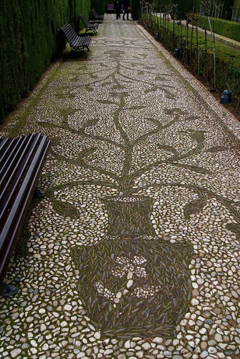 13 Creative Stone Paths and Craft Garden Arts
