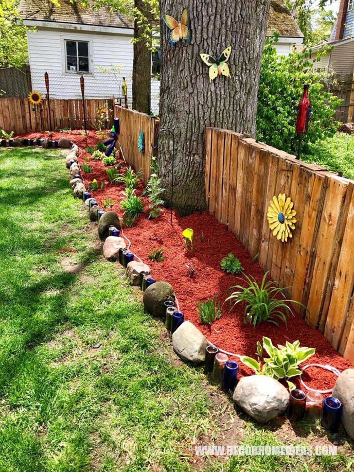 50 Trendy Garden Edging Ideas to Upgrade Your Garden