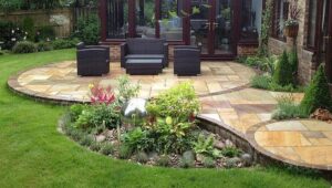 20 Best Round Garden Ideas for a Serene Outdoor Space