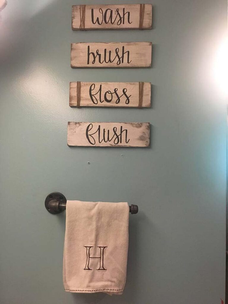41 Cute Bathroom Sign Ideas to Add Personality