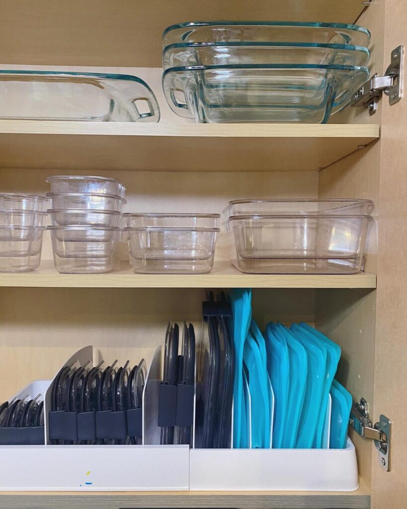 18 Clever Ways to Organize Your Tupperware and Maximize Space