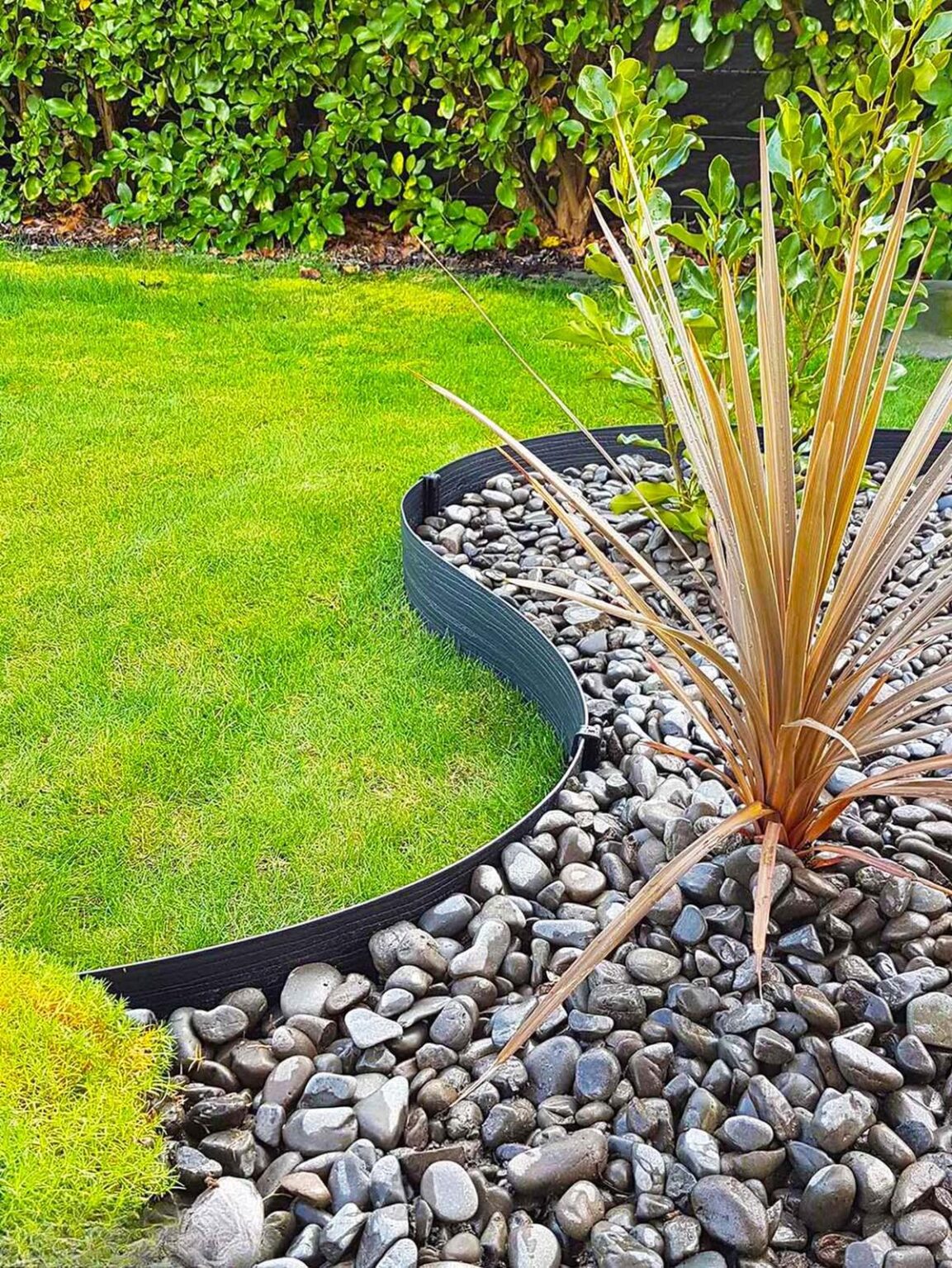 27 Easy DIY Garden Projects for Beginners