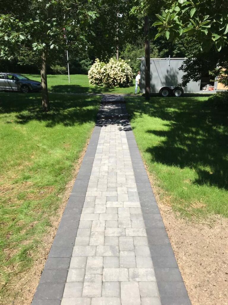 26 Impressive Paver Walkways for Garden Charm