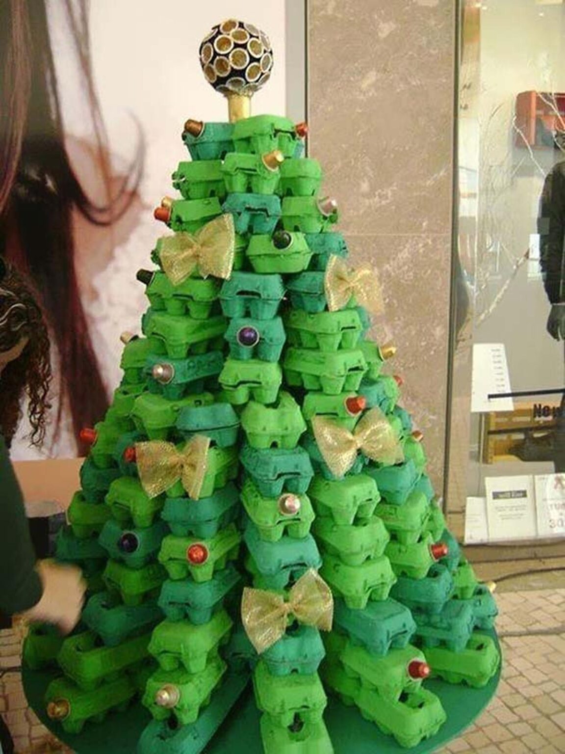 25 Unique DIY Christmas Tree Creations