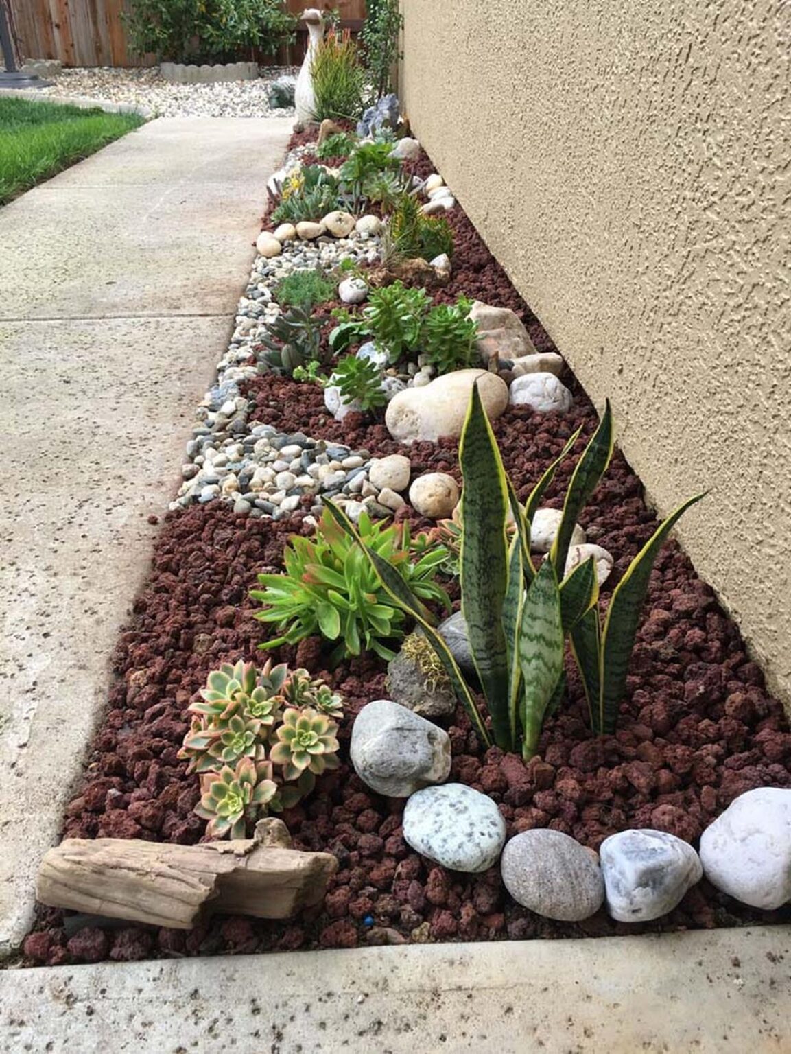 43 Creative Ways to Use River Rocks in Landscaping