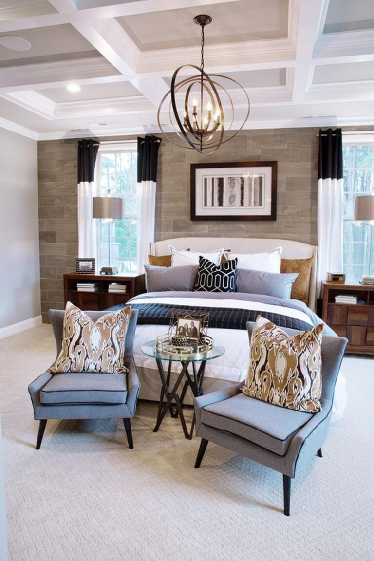 28 Cozy Master Bedrooms with Stylish Sitting Areas