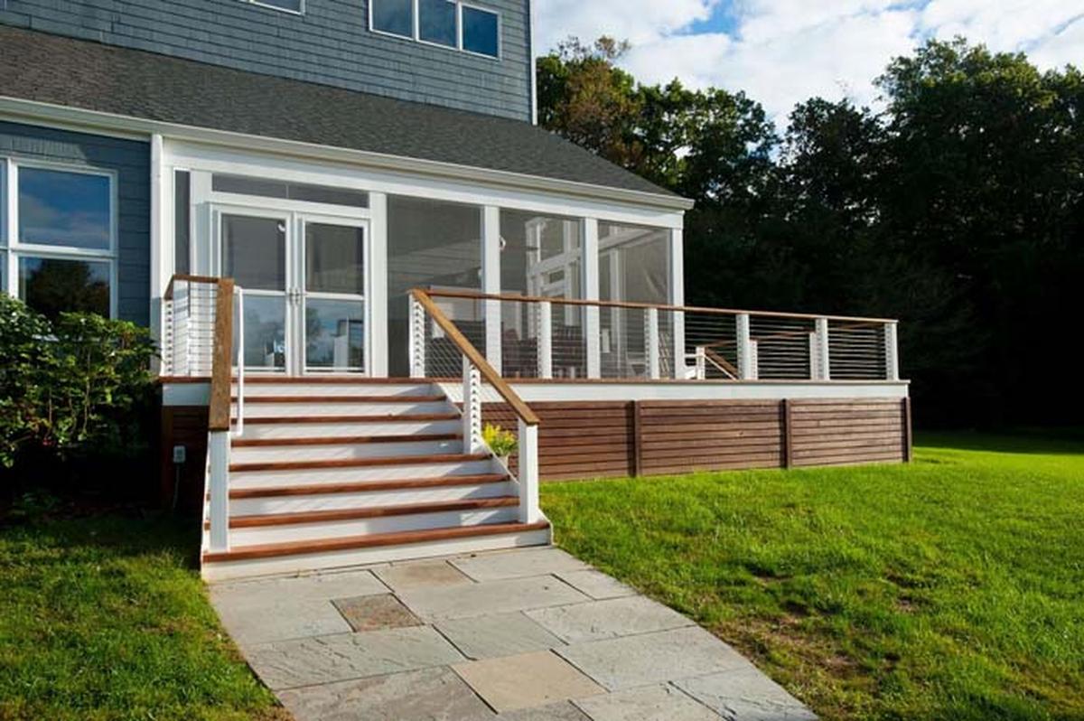 26 Stylish Deck Steps Designs to Enhance Your Outdoor Living