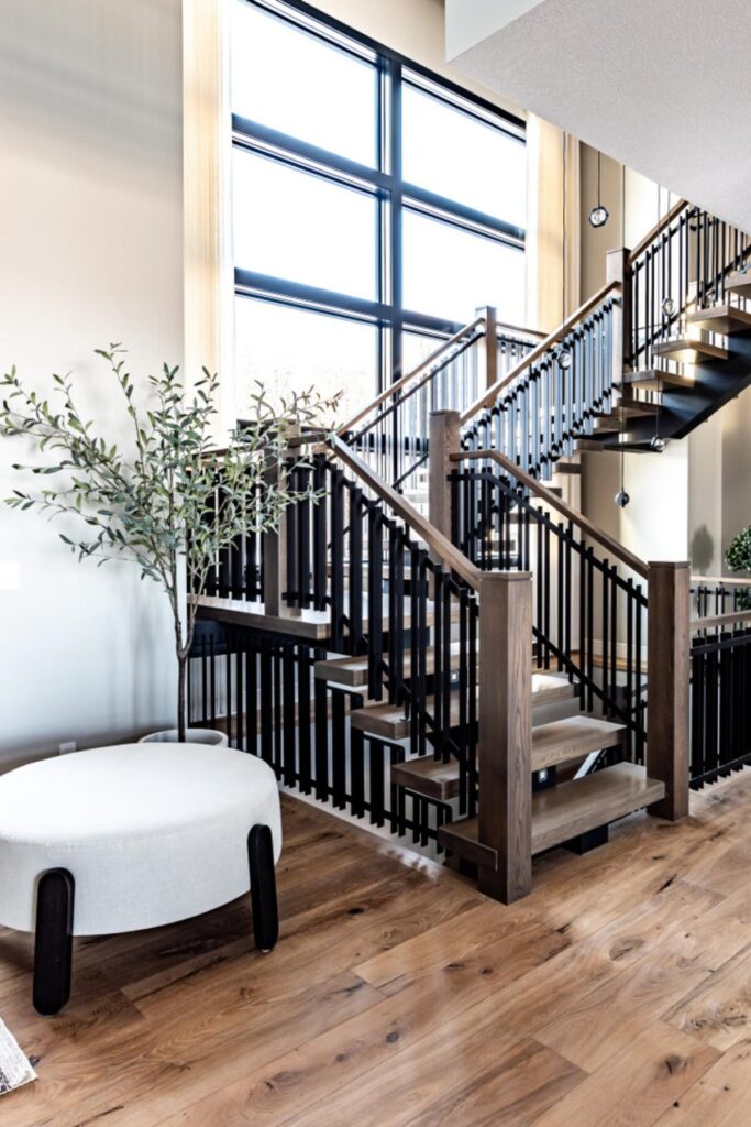 25 Farmhouse Stair Railing Ideas to Beautify Your Home