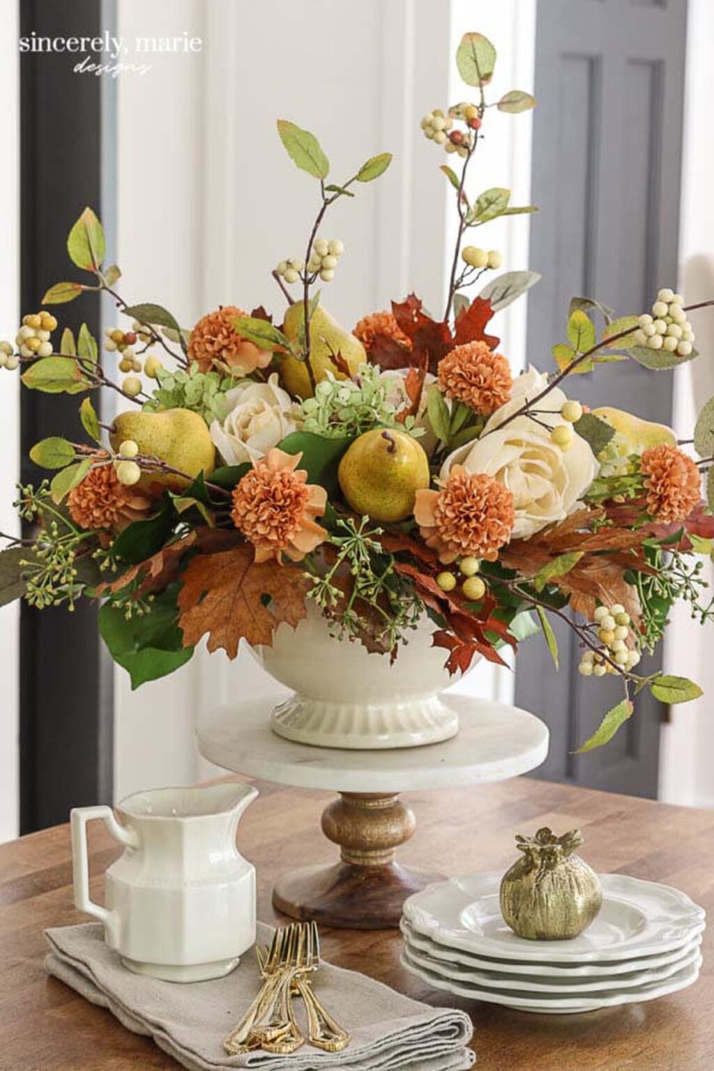 30 Elegant Fall Flower Arrangements for Eye-Catching Centerpieces