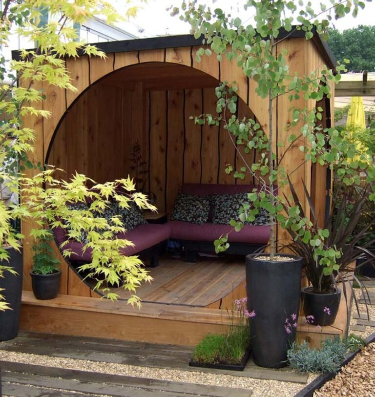 21 Best Small Backyard House Ideas for Fun and Relaxation