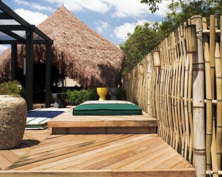 37 Beautiful Bamboo Fence Designs to Transform Your Outdoor Space
