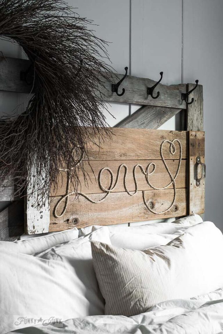 33 Simple DIY Projects with Reclaimed Wood