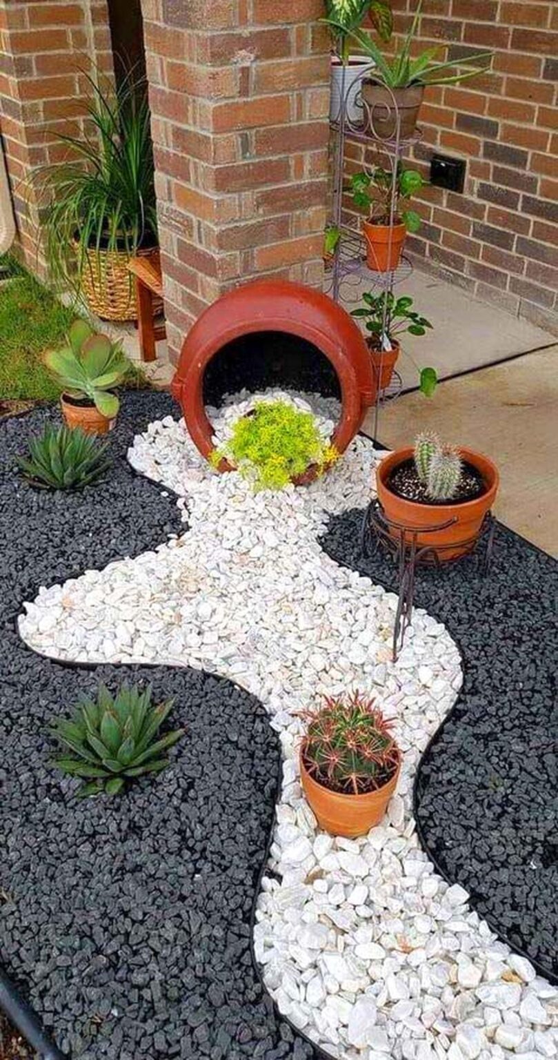 28 Beautiful Pebble Landscape Ideas for a Perfect Yard