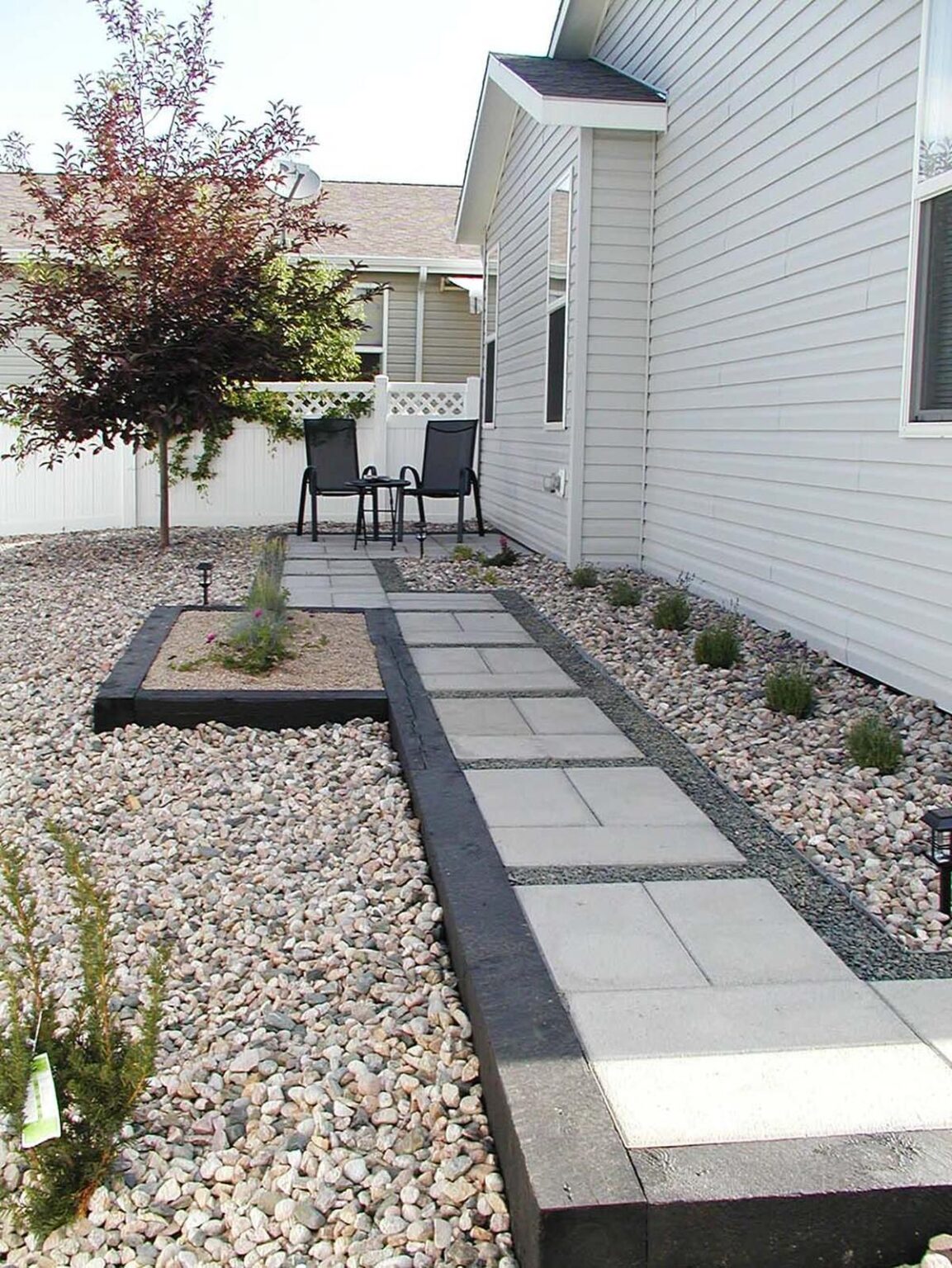 25 Sleek and Modern Rock Garden Ideas for a Beautiful Outdoor Design